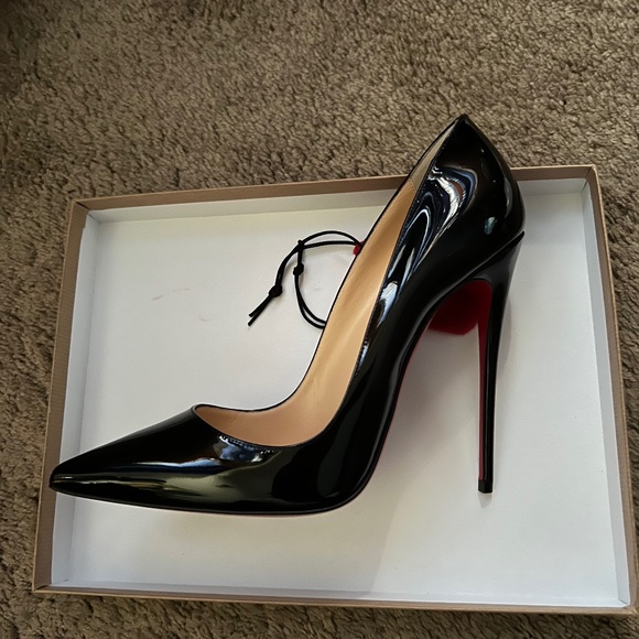 Christian Louboutin | Shoes | Christian Louboutin So Kate Red Bottoms ...